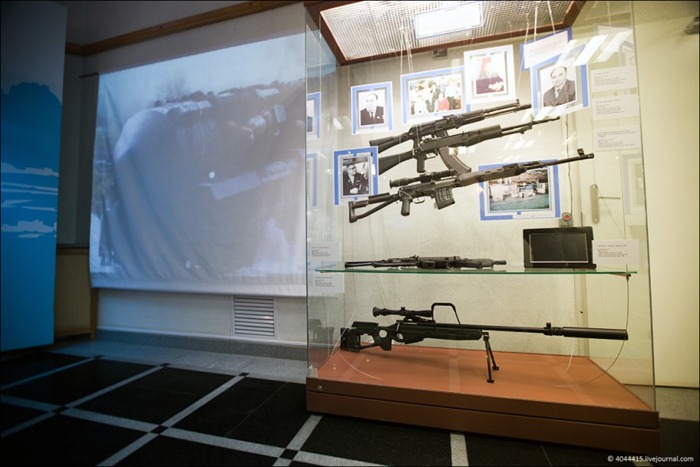 The Kalashnikov Museum in Izhevsk | Amusing Planet